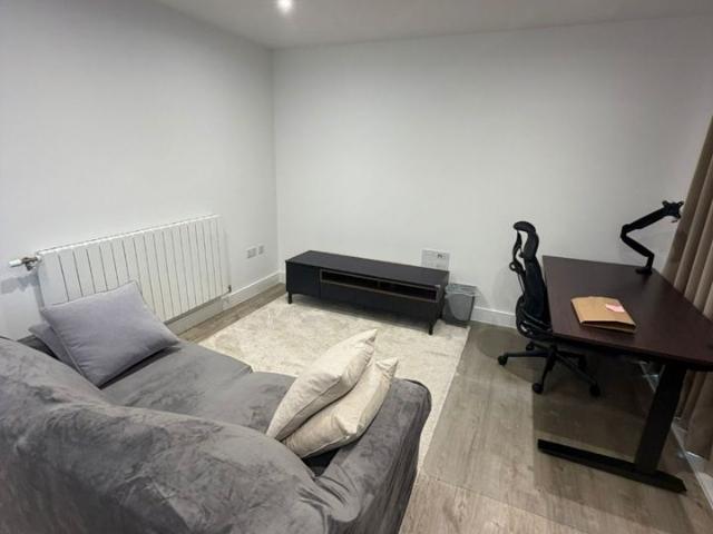 1 Bed Flat, Loder House, SE3