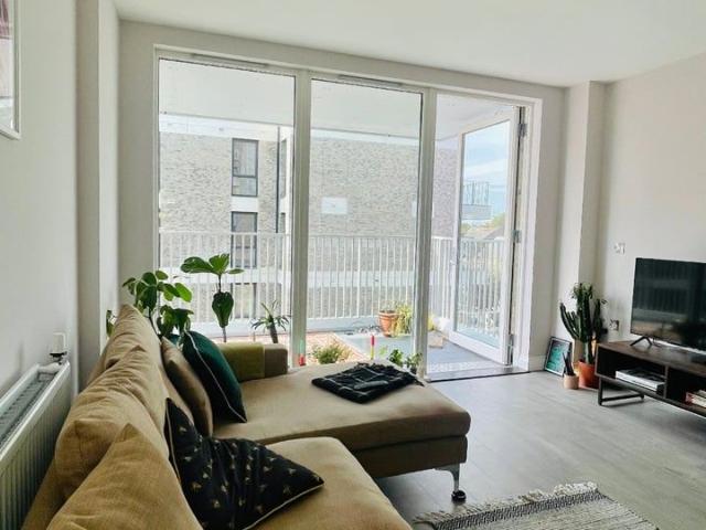 1 Bed Flat, London, E7