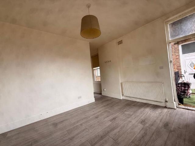1 Bed Flat, London Road, CR7