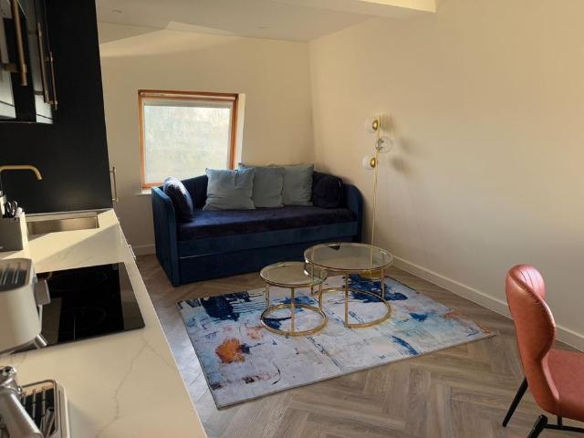 1 Bed Flat, London, SW5