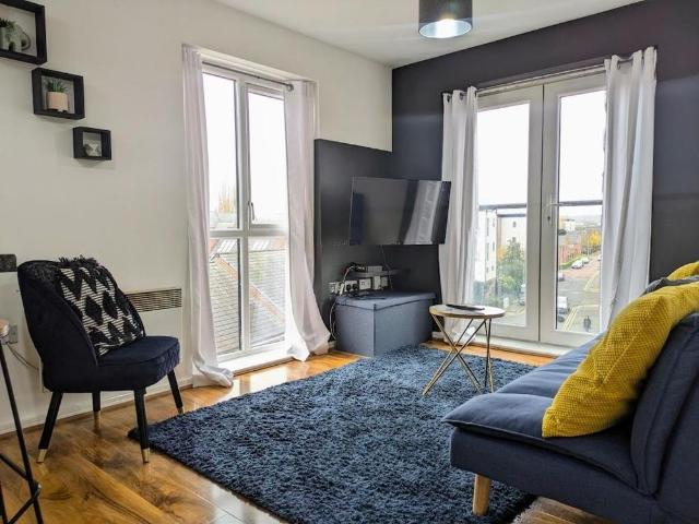 1 Bed Flat, Lord St, M7