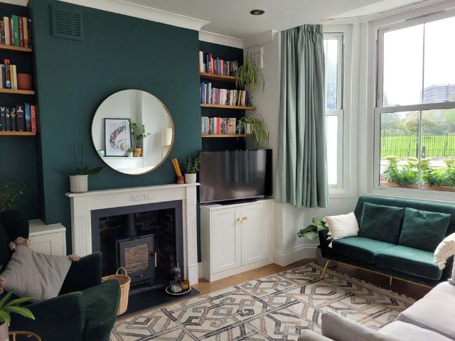 1 Bed Flat, Lower Road, SE16