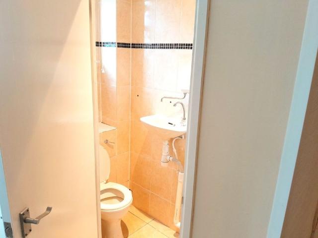 1 Bed Flat, Lower Strand, NW9