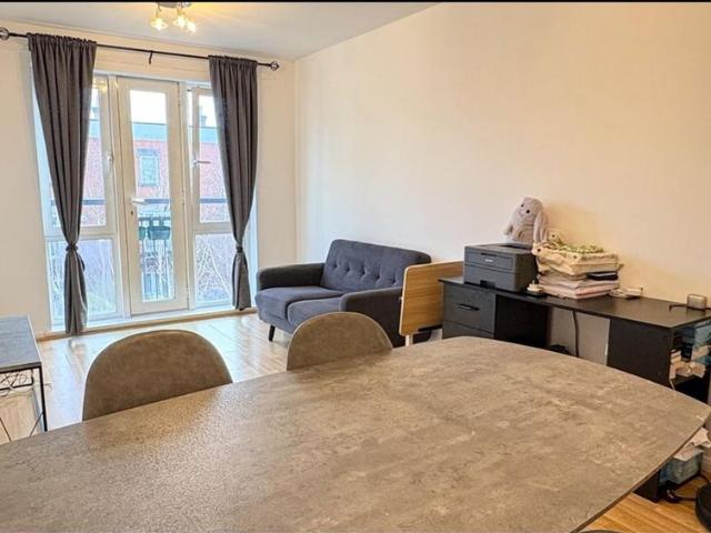 1 Bed Flat, Putney Wharf, SW15