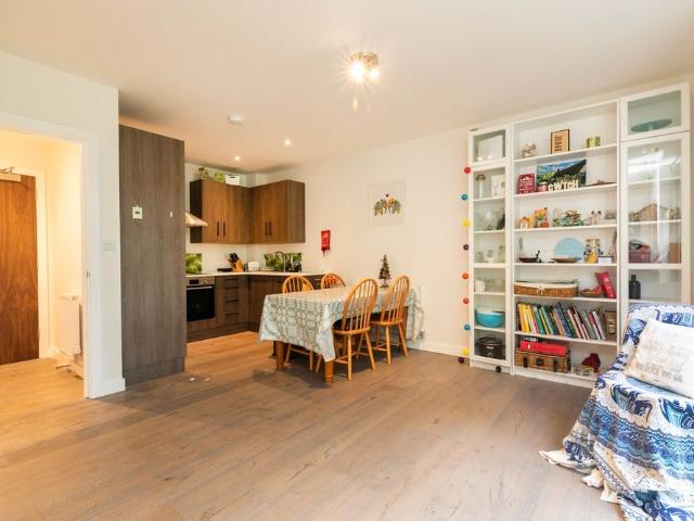 1 Bed Flat, Parkview House, N8