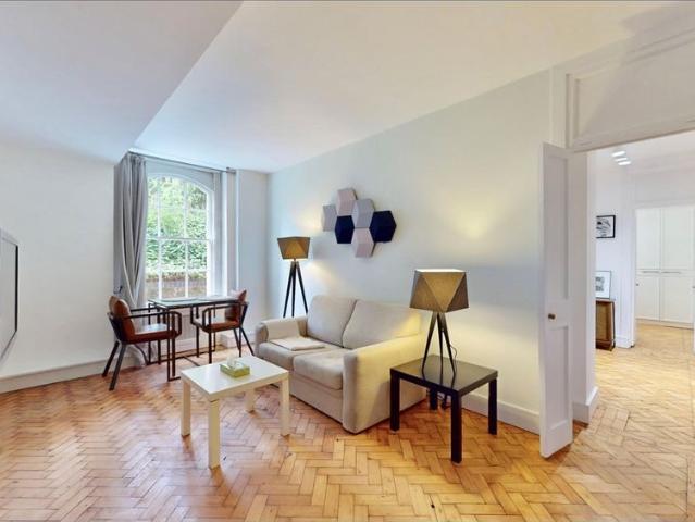1 Bed Flat, Park Road, NW8