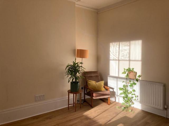 1 Bed Flat, Parkhill Road, NW3