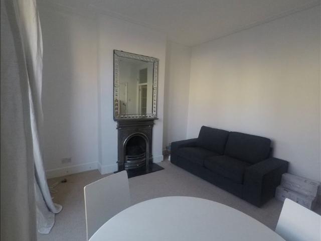 1 Bed Flat, Peckham Rye, SE15