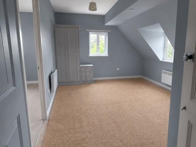 1 Bed Flat, Popes Meadow Court, LU2