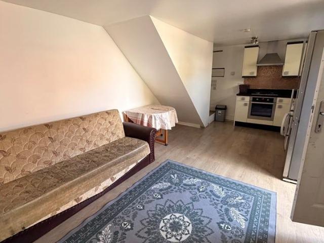 1 Bed Flat, Princes Avenue, N3