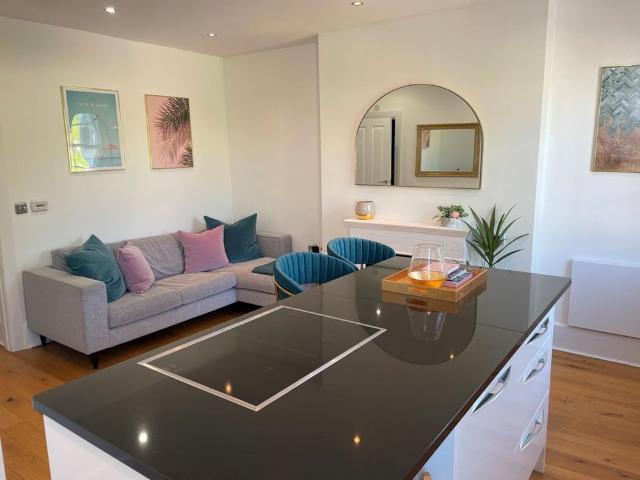 1 Bed Flat, Princess Road, NW1