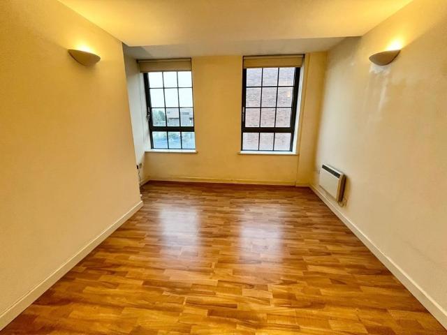 1 Bed Flat, Queens Road, NG2