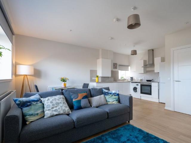 1 Bed Flat, Ruchill St, G20