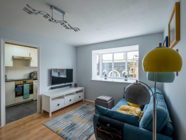 1 Bed Flat, Ruston Road, SE18