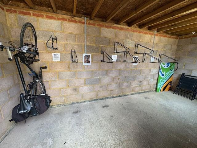 1 Bed Flat, Raphael Road, BN3