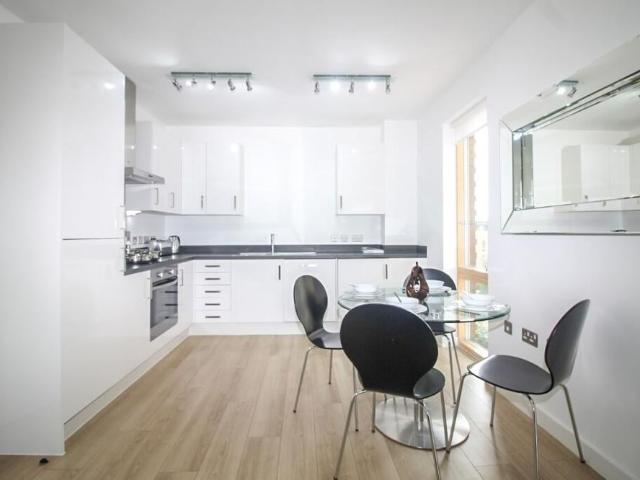 1 Bed Flat, Rathbone St, E16