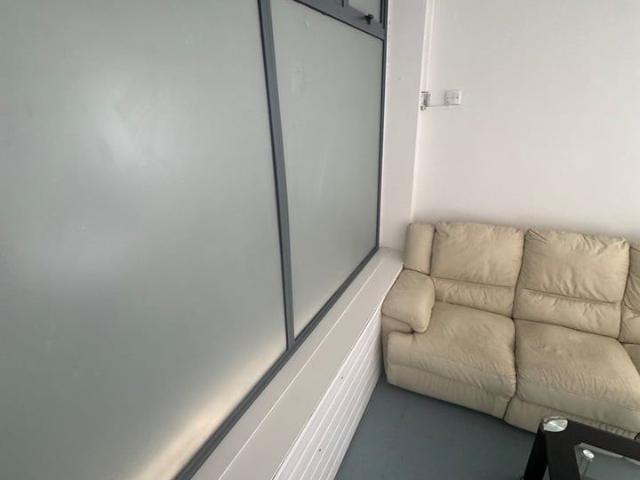 1 Bed Flat, Rear Bowes Road, N13