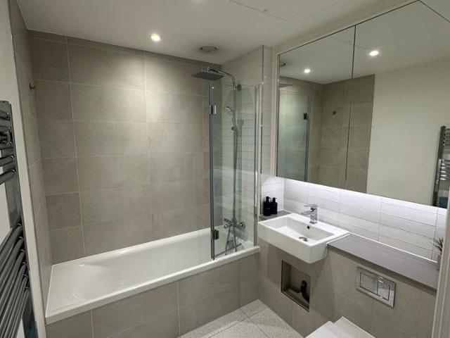 1 Bed Flat, Rennie Street, SE10