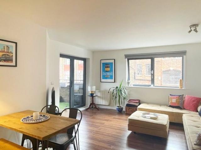 1 Bed Flat, Reservoir Studios, E1W