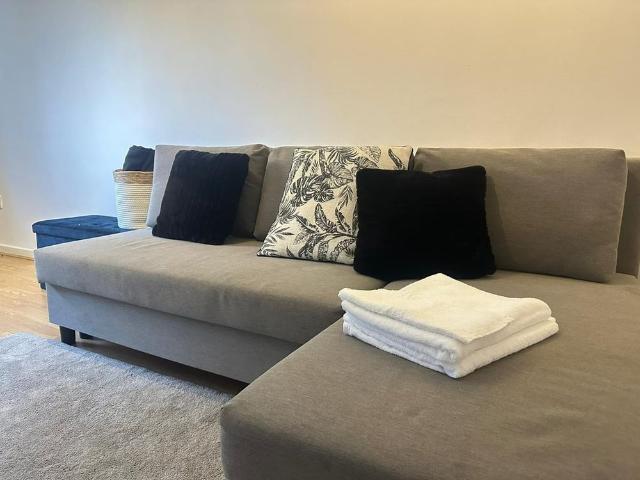 1 Bed Flat, Richard Lighton House, B1