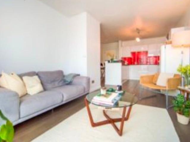 1 Bed Flat, Richmond Road, E8