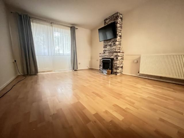 1 Bed Flat, Rodel Court, NG3
