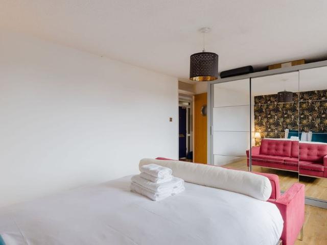 1 Bed Flat, Roslin House, E1W