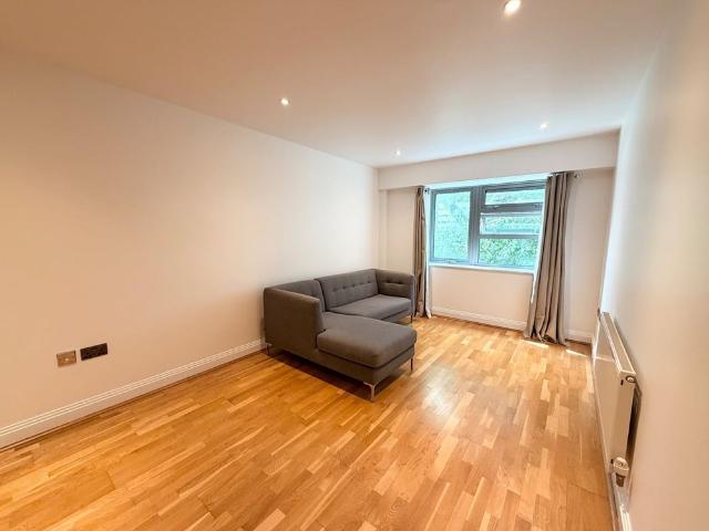 1 Bed Flat, Rotherhithe St, SE16