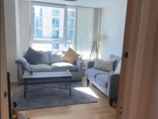1 Bed Flat, St. George Wharf, SW8