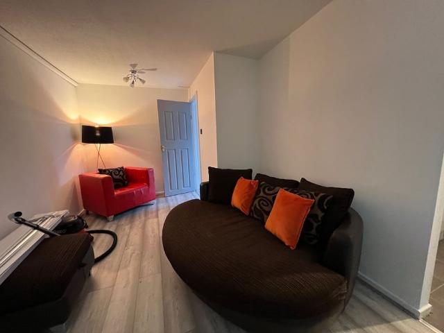 1 Bed Flat, St Paul's Rd, B66