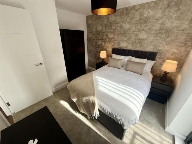 1 Bed Flat, St Pauls Square, B3