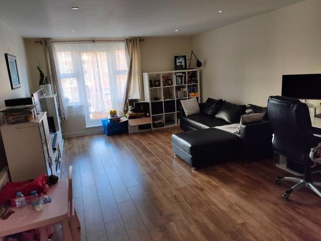1 Bed Flat, Stanley Road, HA2