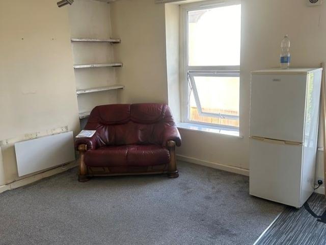 1 Bed Flat, Stapleton Road, BS5