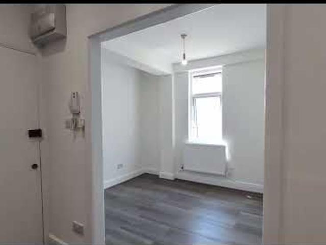 1 Bed Flat, Stoke Newington Road, N16