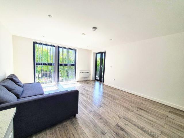 1 Bed Flat, Satchwell Road, E2