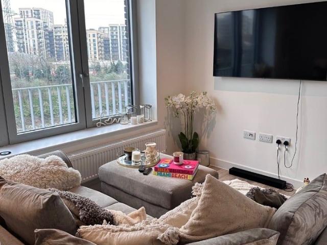 1 Bed Flat, Serapis House, E14