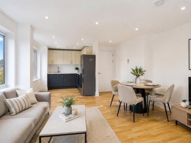 1 Bed Flat, Seven Sisters Road, N15