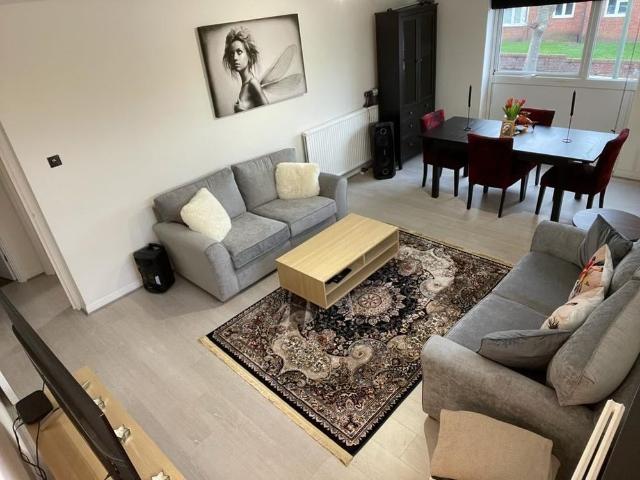 1 Bed Flat, Sevington Road, NW4