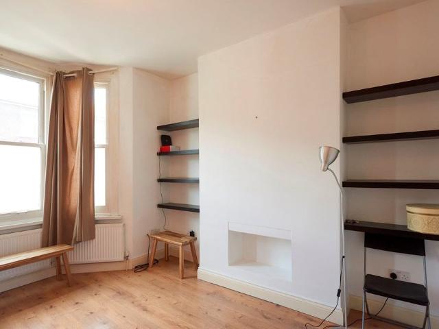 1 Bed Flat, Shardeloes Road, SE14