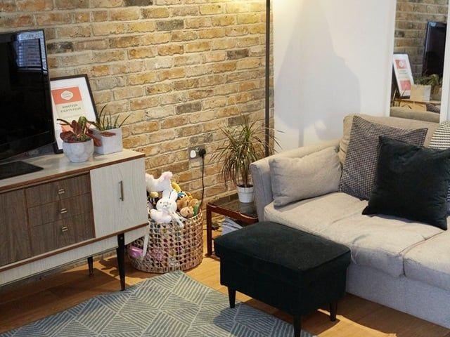 1 Bed Flat, Shelford Place, N16