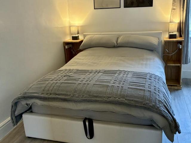 1 Bed Flat Short Term Let