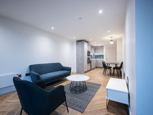 1 Bed Flat, Silvercroft Street, M15