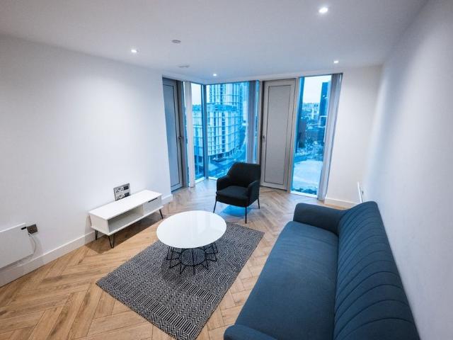 1 Bed Flat, Silvercroft Street, M15