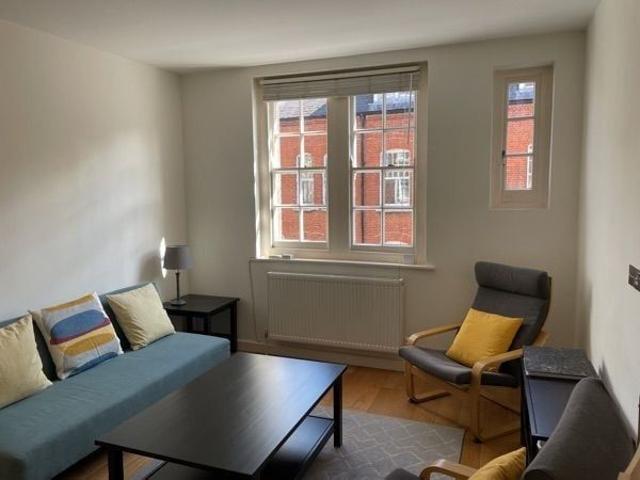1 Bed Flat, Sinclair House, WC1H