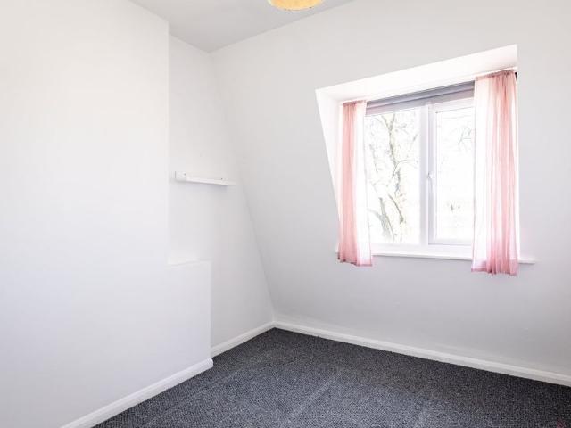 1 Bed Flat, Sinclair Road, W14