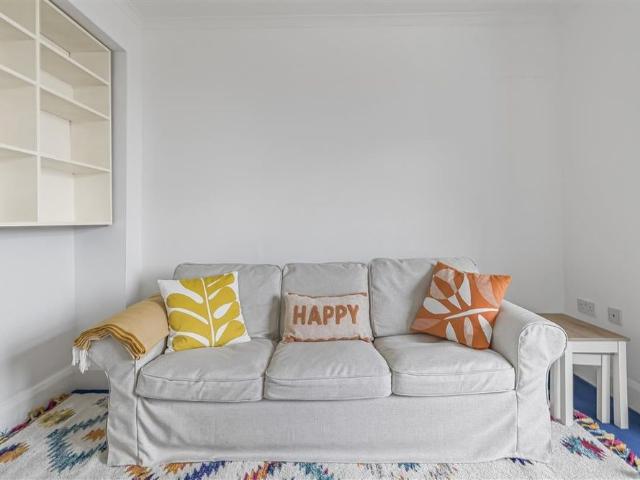 1 Bed Flat, Sloane Avenue Mansions, SW3