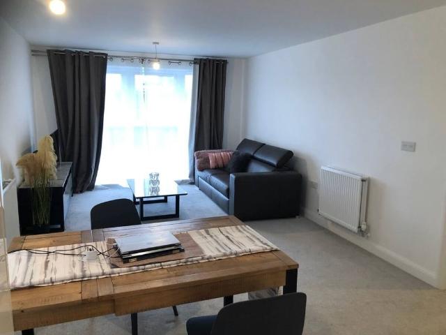1 Bed Flat, Smithfield House, B5