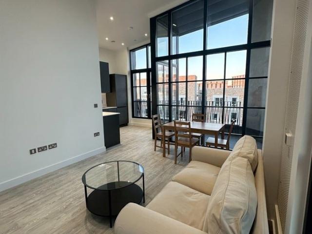 1 Bed Flat, Turing Way, CB3
