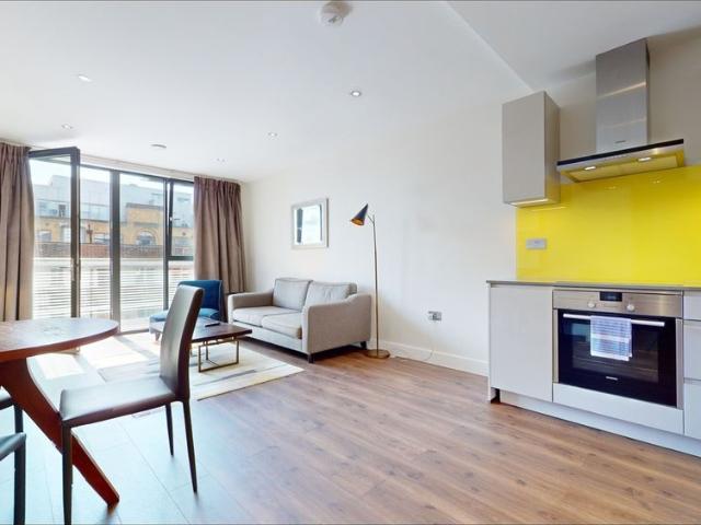 1 Bed Flat, Twyne House, E1