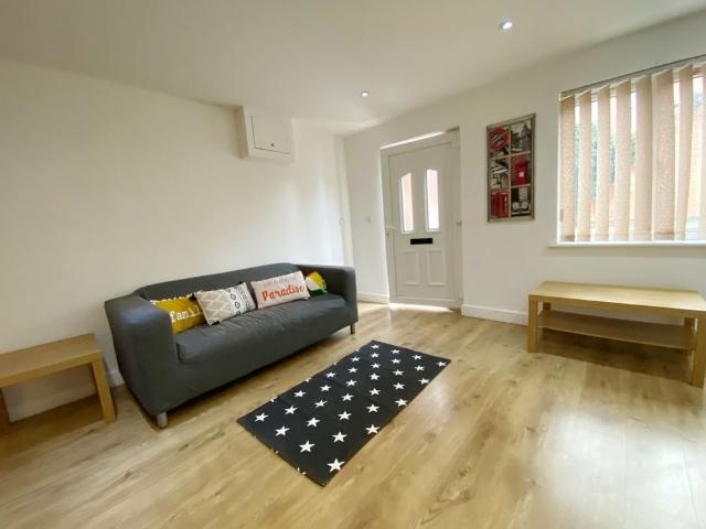 1 Bed Flat, Tyrrell House, LE3